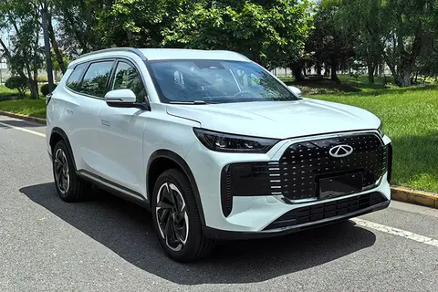 新车｜1.5T插混动力/纯电续航90公里，奇瑞风云T8 C-DM实车曝光_懂车帝