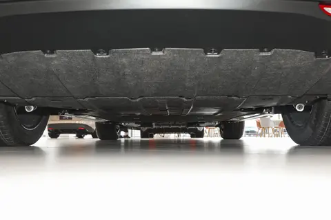 蔚来ES8：24款产品力升级，标配8295芯片+大6座布局，值得选吗?_懂车帝