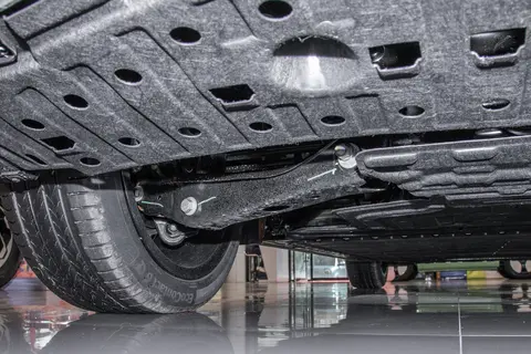 试驾2026款深蓝L06，13.99万起，配置拉满，家用真香！_懂车帝