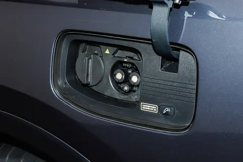 新车｜预售30.88万元起/9月20日上市，全新蔚来ES8开启全国发运_懂车帝