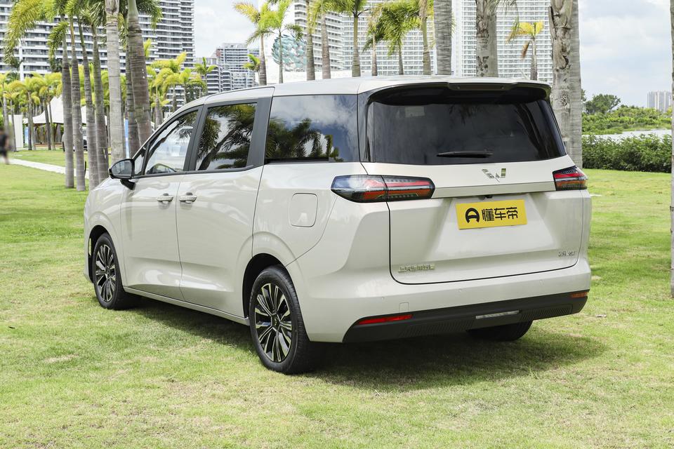 【星光730 PHEV】五菱汽车_星光730 PHEV报价_星光730 PHEV图片_懂车帝