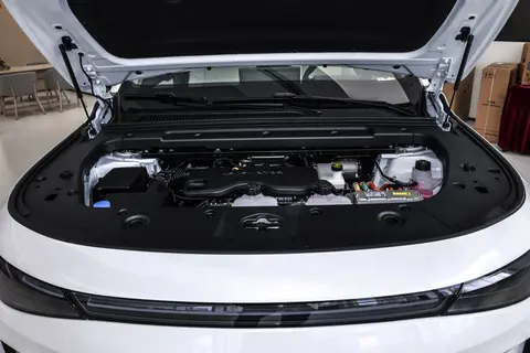 20 万内 6 座新能源 SUV ：零跑 C16 凭高性价比，圆家庭出行梦 _懂车帝