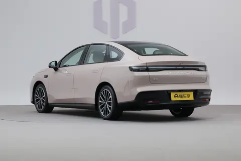 零跑 B01 实测：10 万级轿车，激光雷达和 550km 续航能兼得吗？_懂车帝