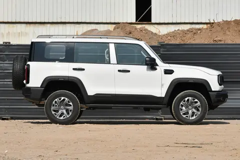 新车 | 14.99万元起 2.0T汽油/柴油动力 2026款北京越野BJ40燃油上市_懂车帝