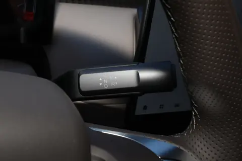 8.99万元 埃安UT super上市 续航500km_懂车帝