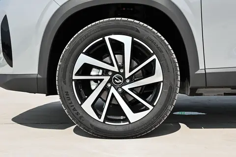 新车 | 预售价9.9万元起/1.4T动力/全新SUV，捷达VS8将于9月5日上市_懂车帝