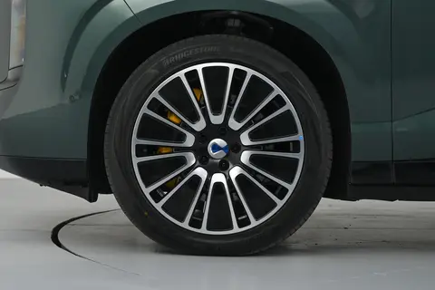 腾势N8L DM深度实测：30万级家用SUV，凭什么敢叫板百万级体验？_懂车帝