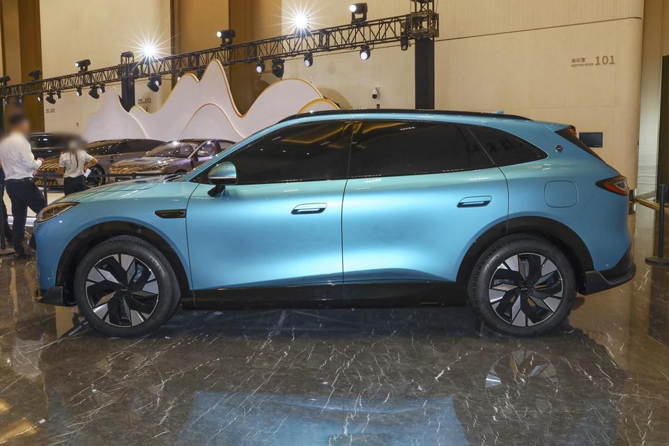 【风云E06 EV】奇瑞风云_风云E06 EV报价_风云E06 EV图片_懂车帝