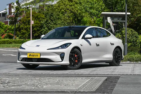 新车｜售22.98万元起/搭华为ADS 4/竞争小米SU7等，新款智界S7上市_懂车帝