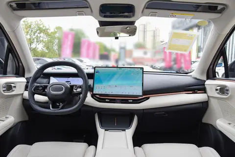 新车丨售11.76万元起/新配色/新轮辋，2026款领克06 Relive上市_懂车帝