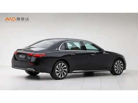 准新奔驰E300L，48.5万圆你“C位”梦，豪华大气一手车值得入手？_懂车帝