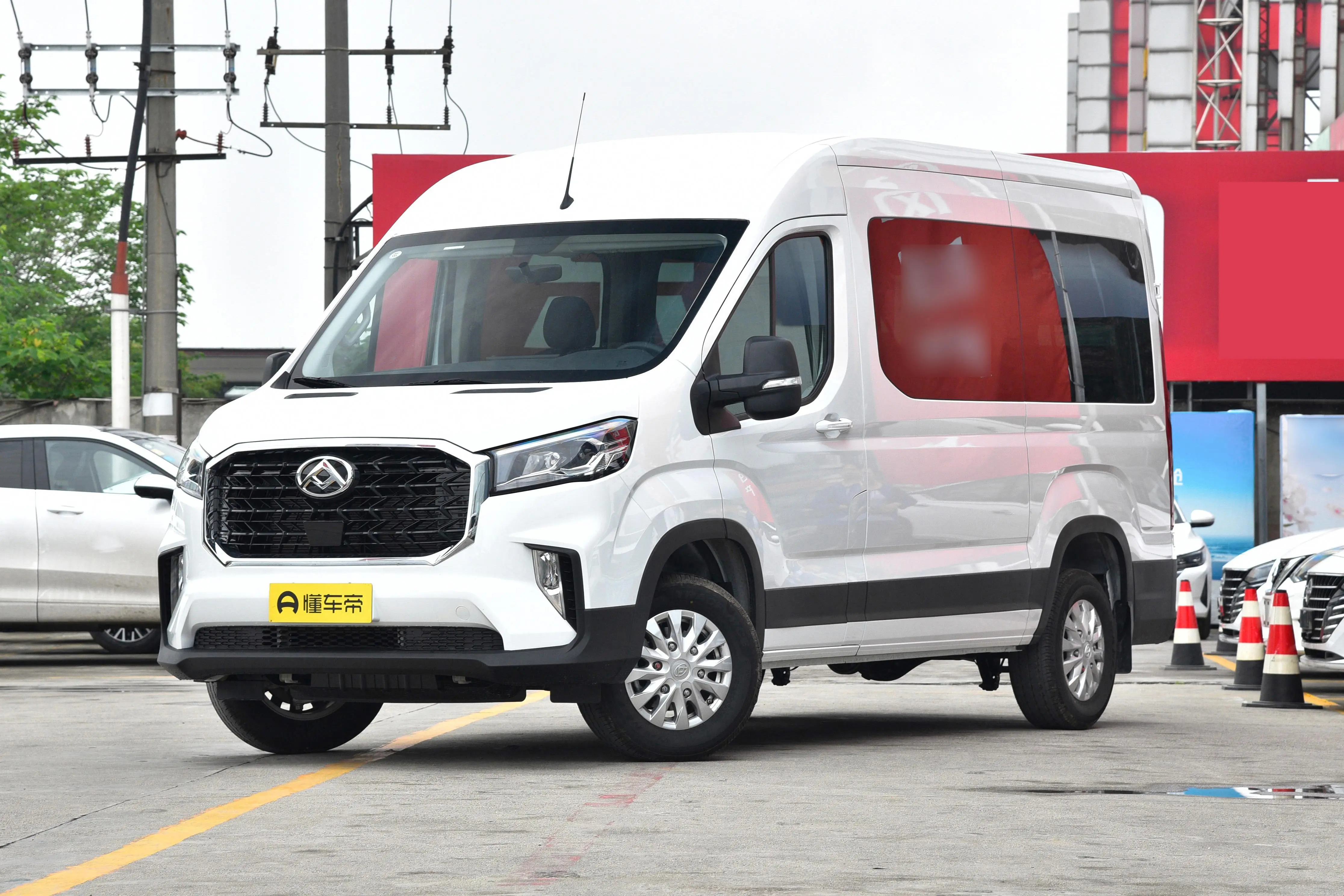 新车 | 燃油版首搭8AT，新款标致Boxer正式发布，福特全顺同级_懂车帝