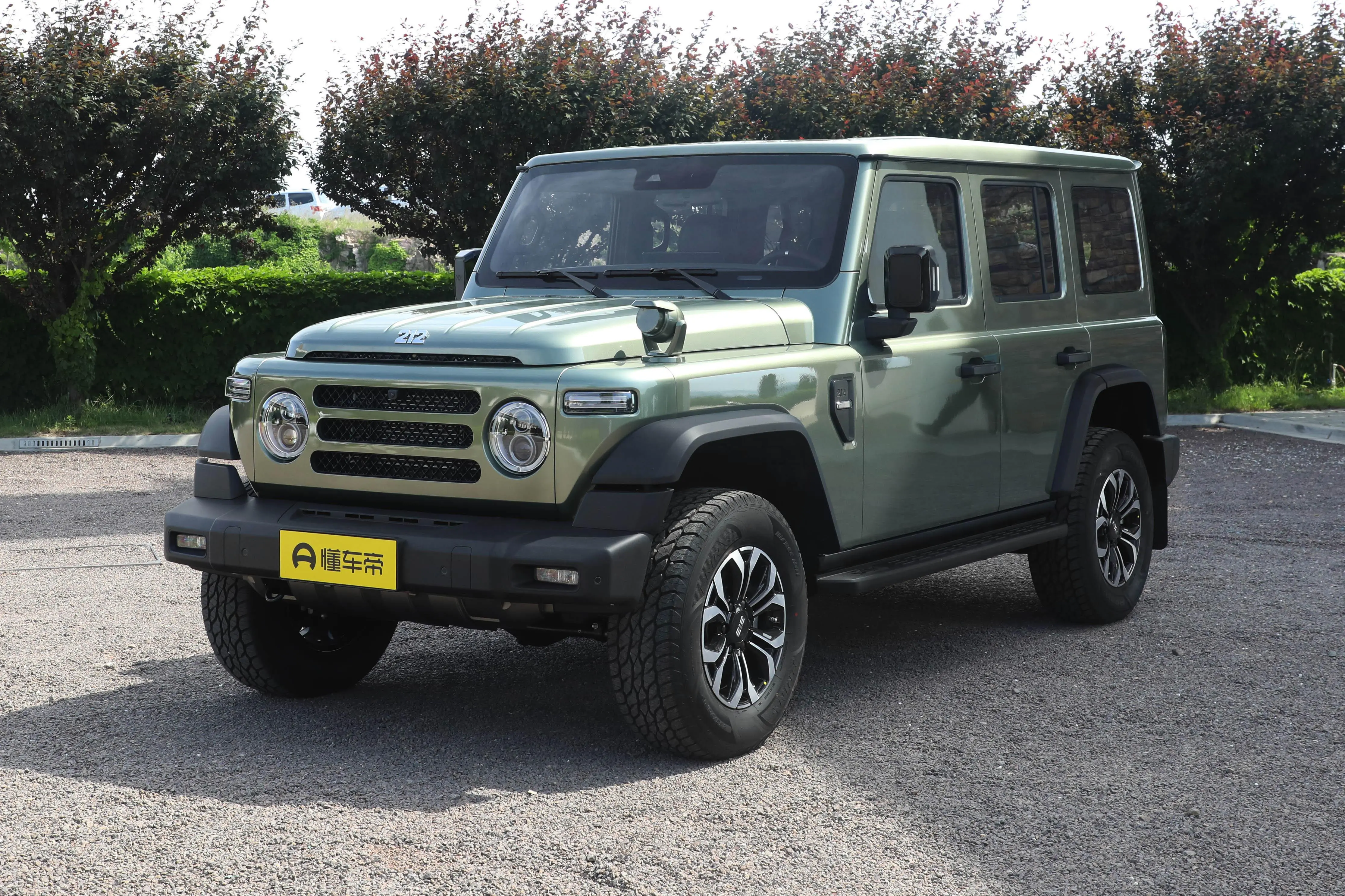 全新212 T01硬派SUV上市，售价13.99万元起_懂车帝