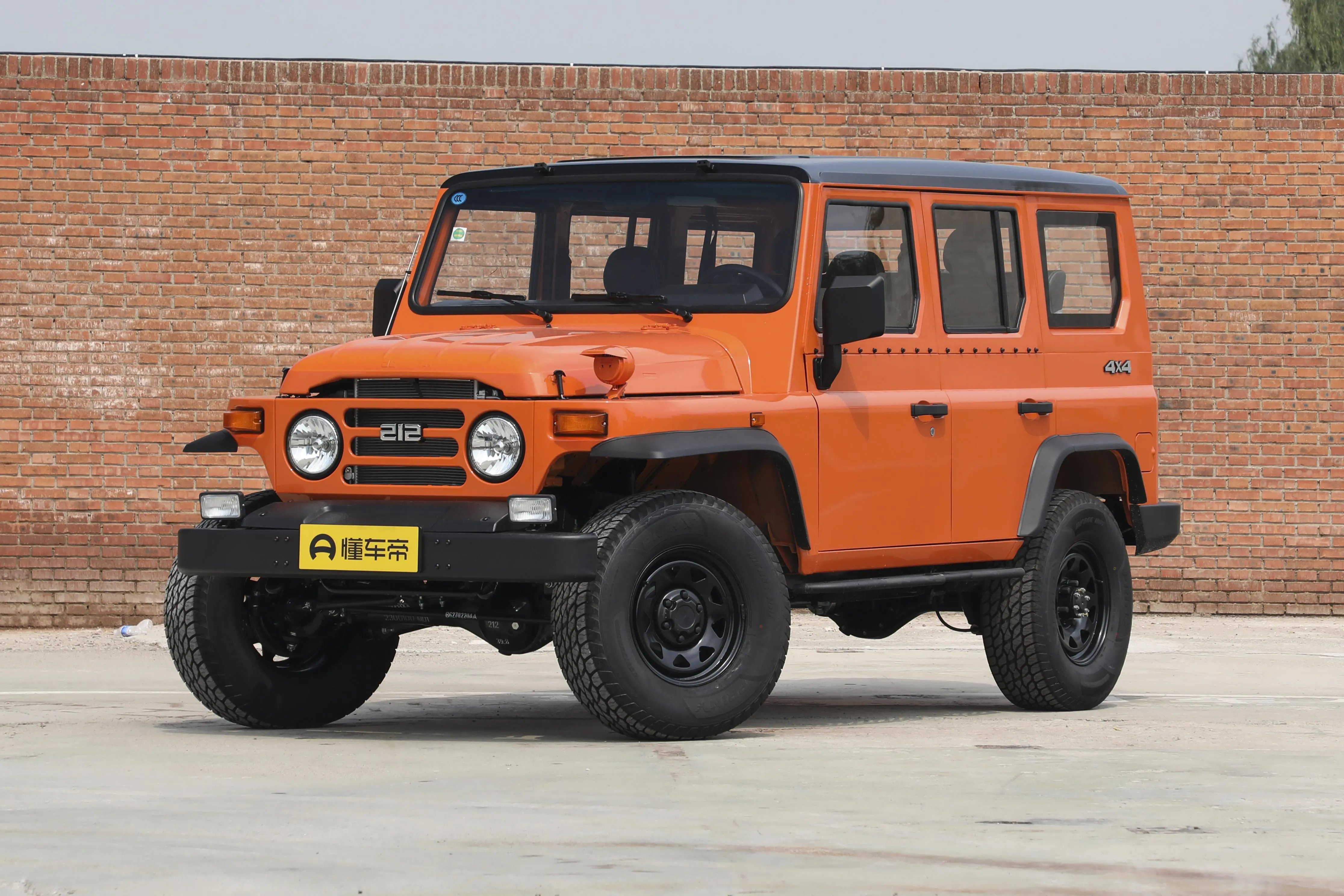 新车 | 售13.99万元起，2.0T+8AT动力/硬派SUV，全新212 T01正式上市_懂车帝