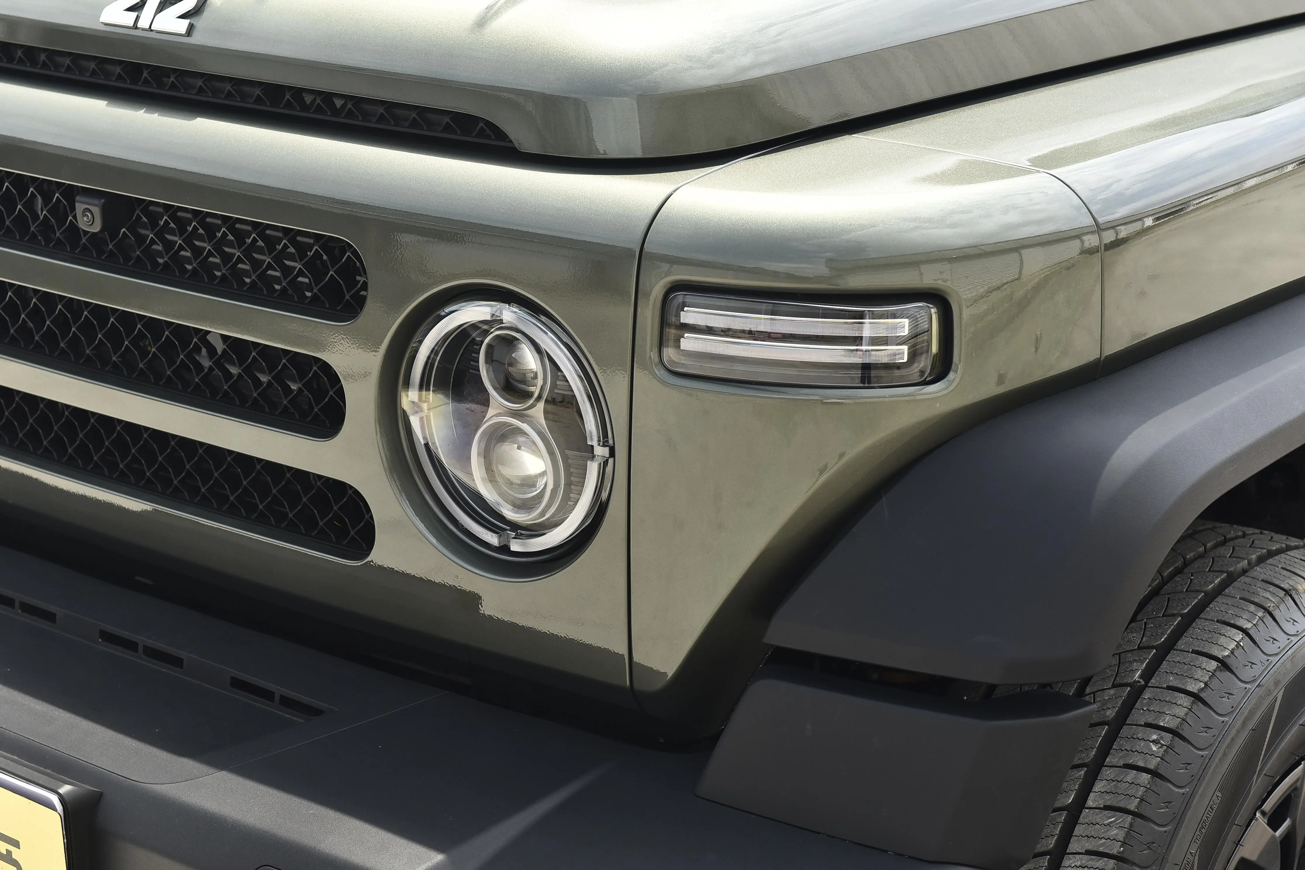 新车 | 售13.99万元起，2.0T+8AT动力/硬派SUV，全新212 T01正式上市_懂车帝