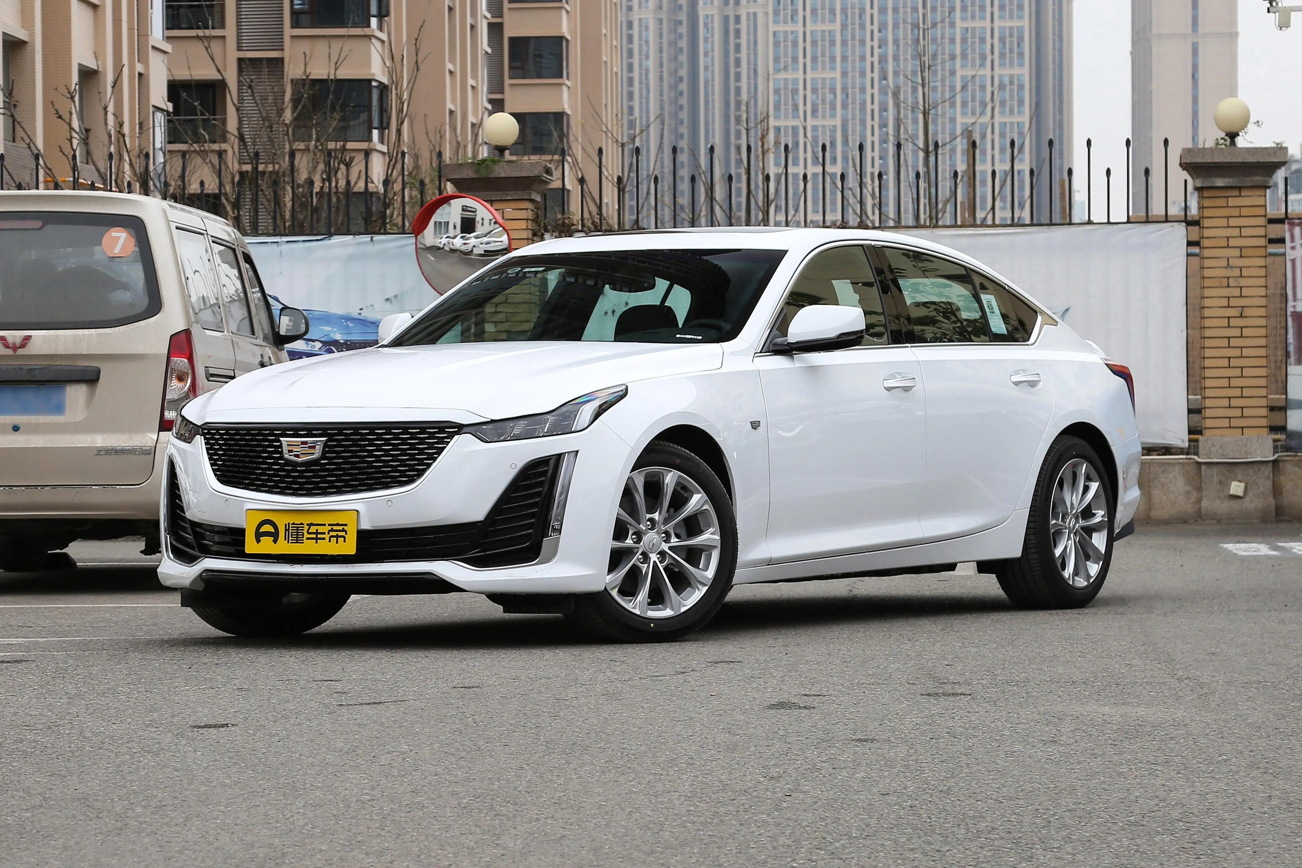 2022款凯迪拉克CT5常规保养汇总，心中有数少花冤枉钱_懂车帝