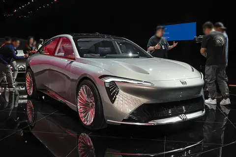 新车 | 双悬浮屏设计/配高通SA8775P车机芯片，别克至境L7内饰官图_懂车帝